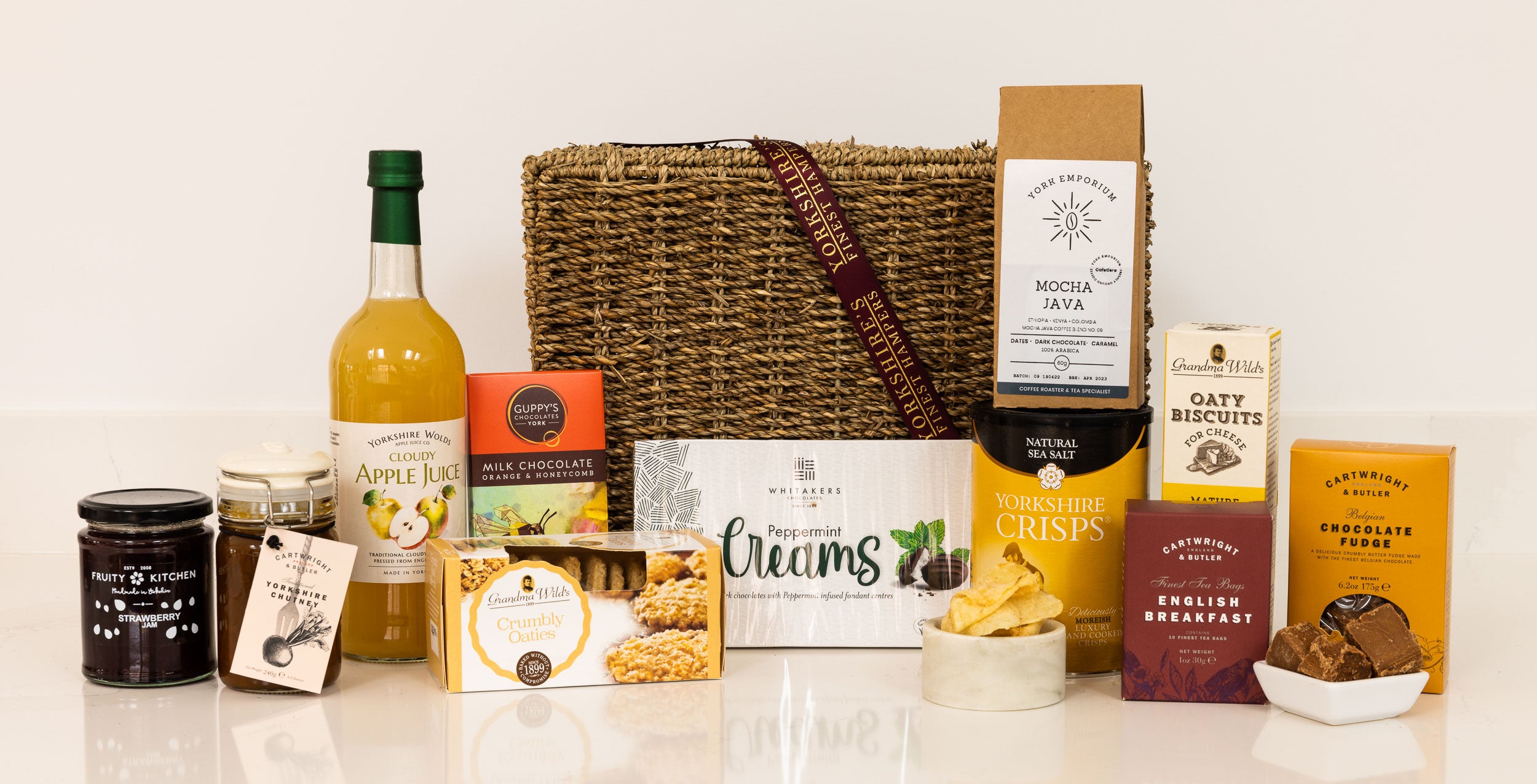 The Appleton Yorkshire's Finest in a Seagrass Hamper – Yorkshire's ...